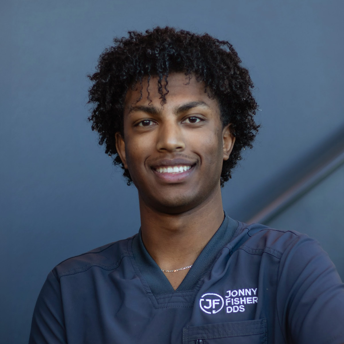 Dental Assistants – Jonny Fisher DDS