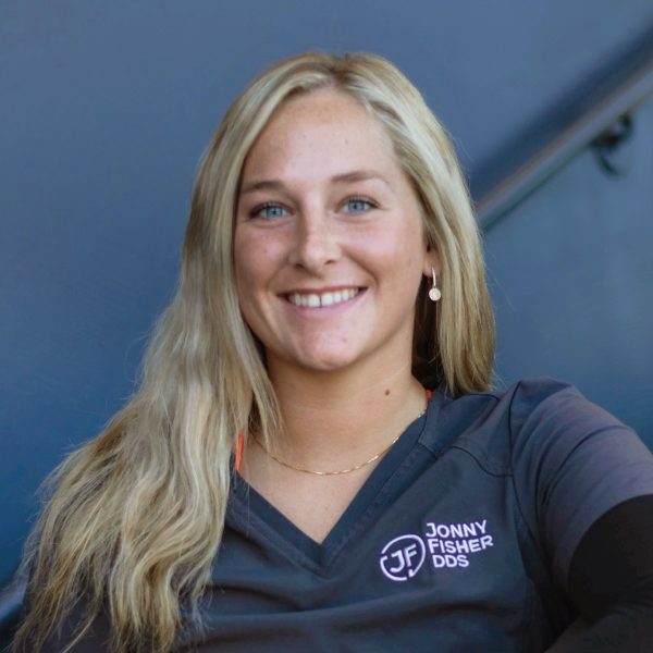 Dental Assistants – Jonny Fisher DDS